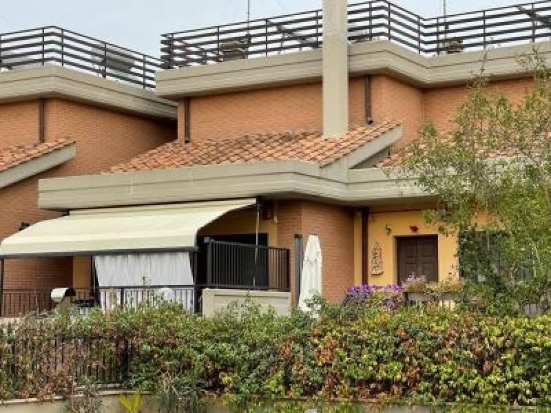 Villa a schiera in vendita a Roma