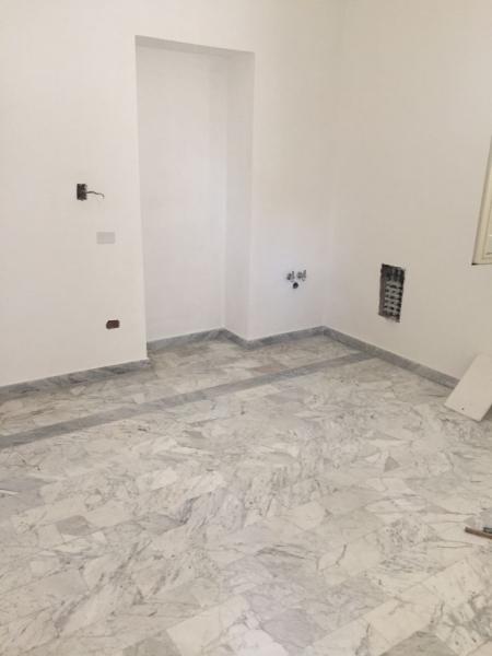 Ufficio in affitto a Trentola Ducenta