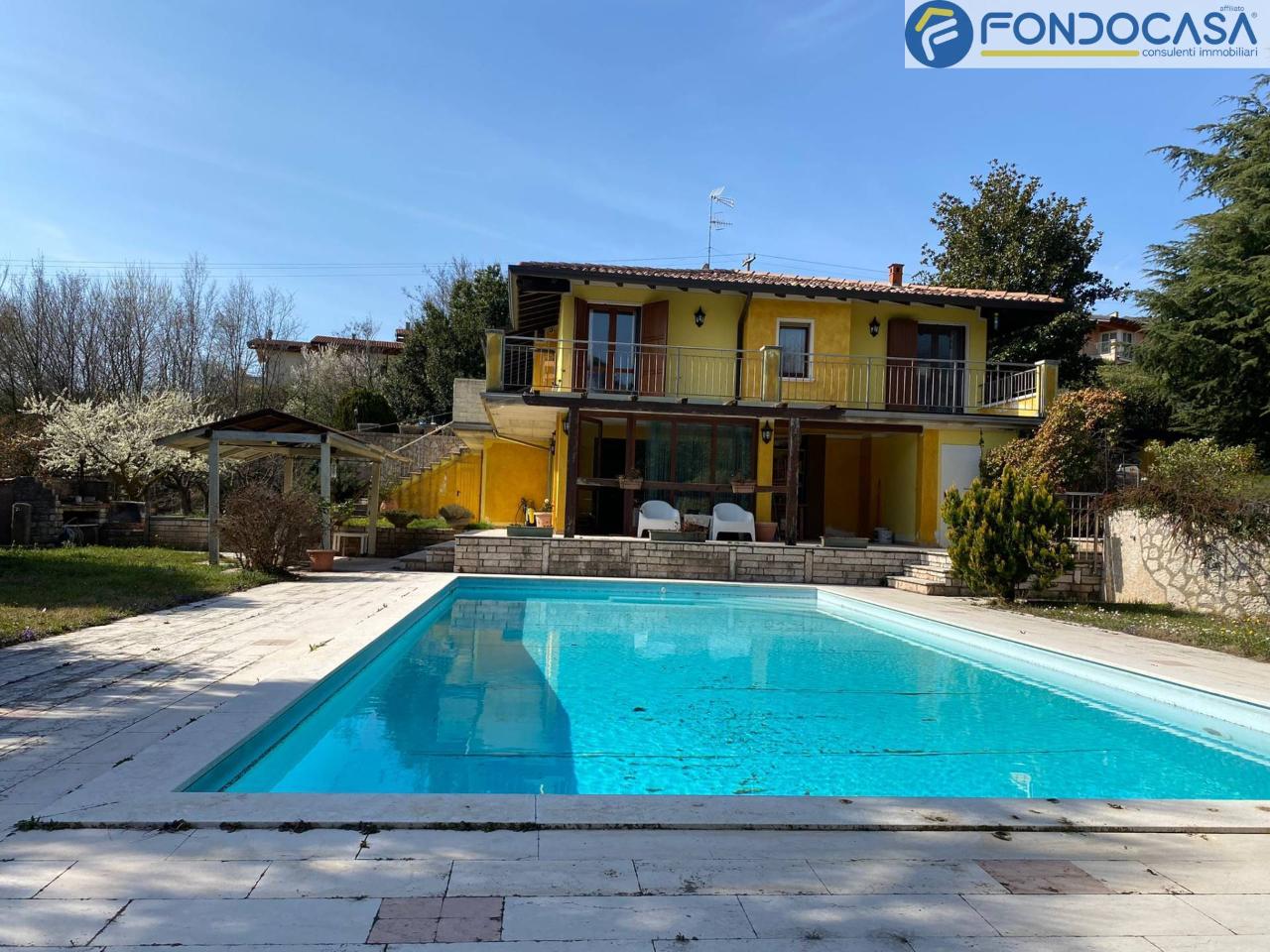 Villa in Via Carducci 30, Manerba del Garda