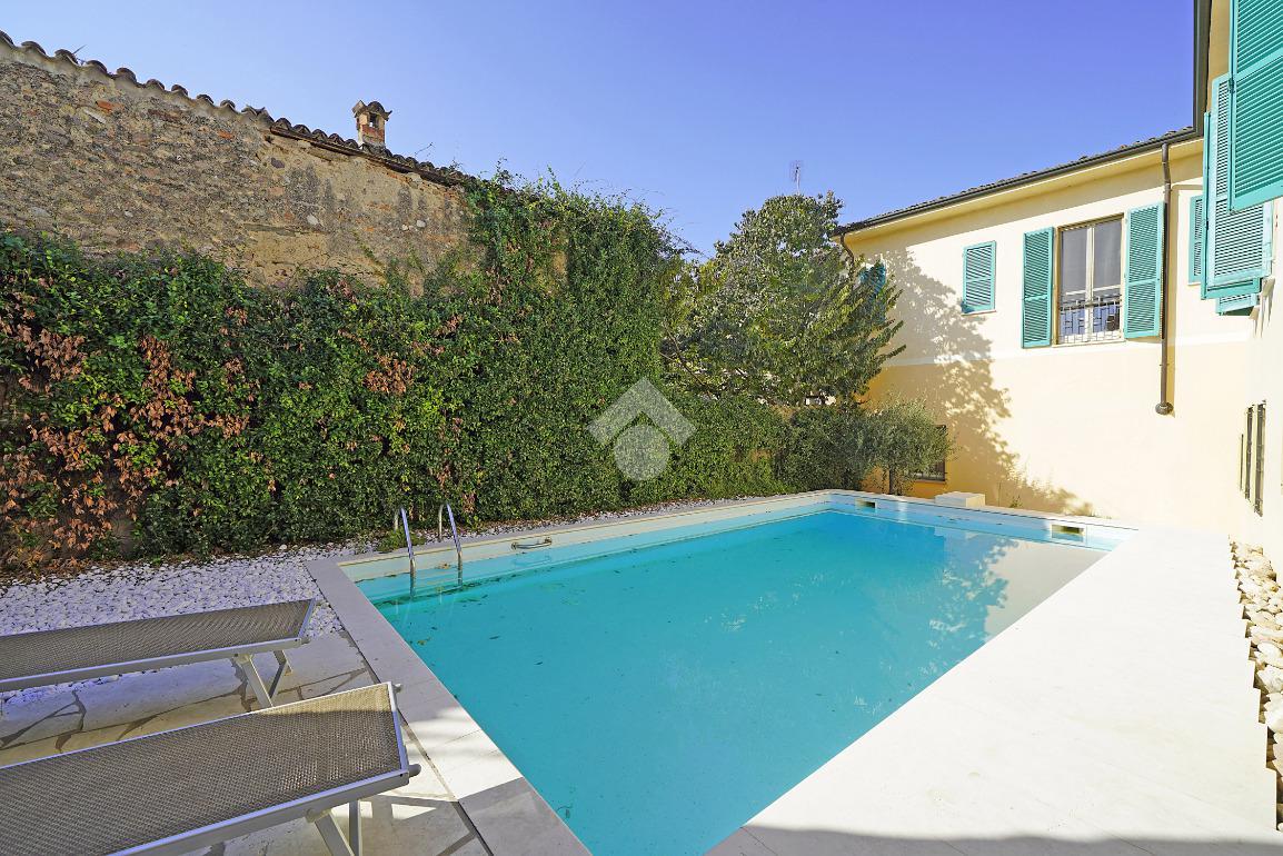 Villa in vendita a Cavriana