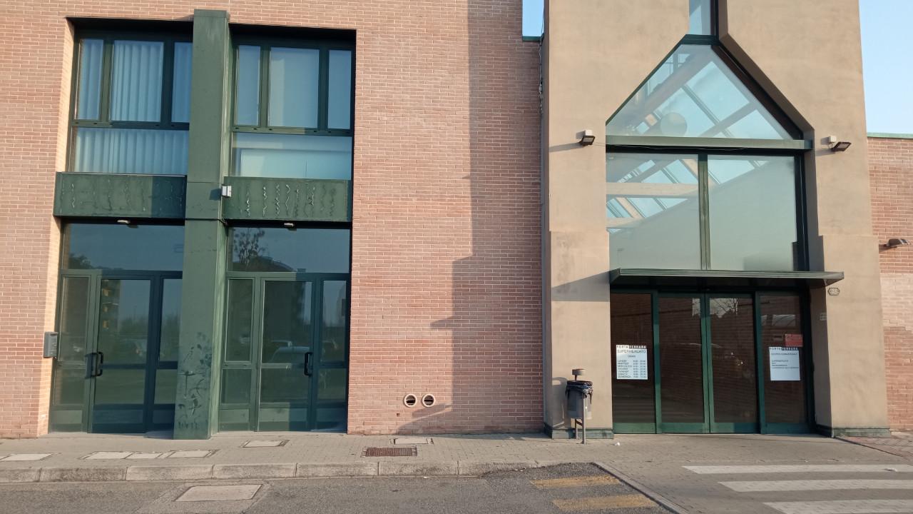 Negozio in vendita a Ferrara