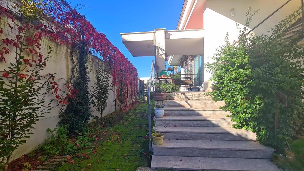 Appartamento in vendita a Pozzuoli