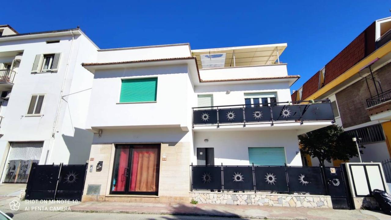 Villa bifamiliare in vendita a Alba Adriatica