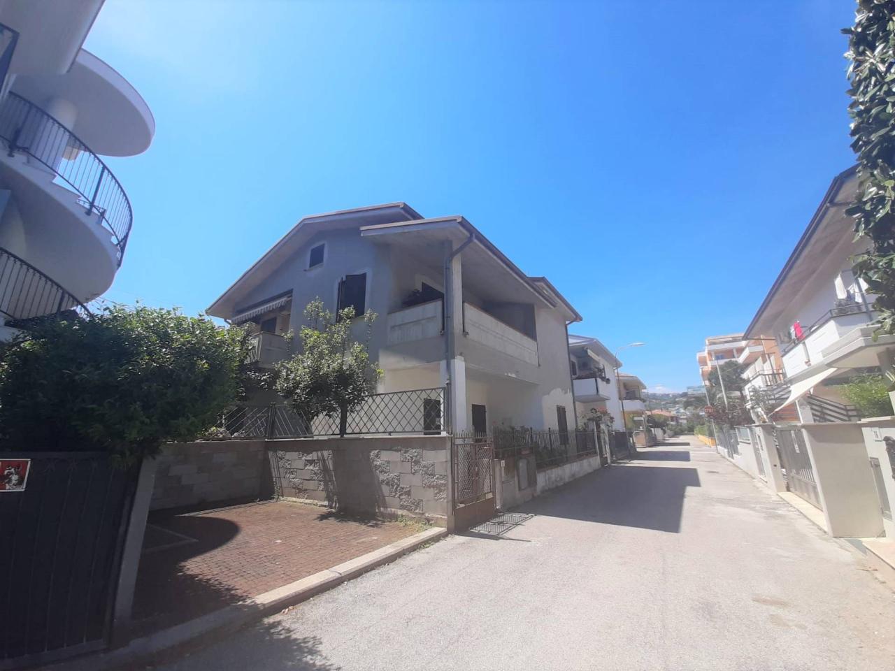 Porzione di casa in vendita a Tortoreto