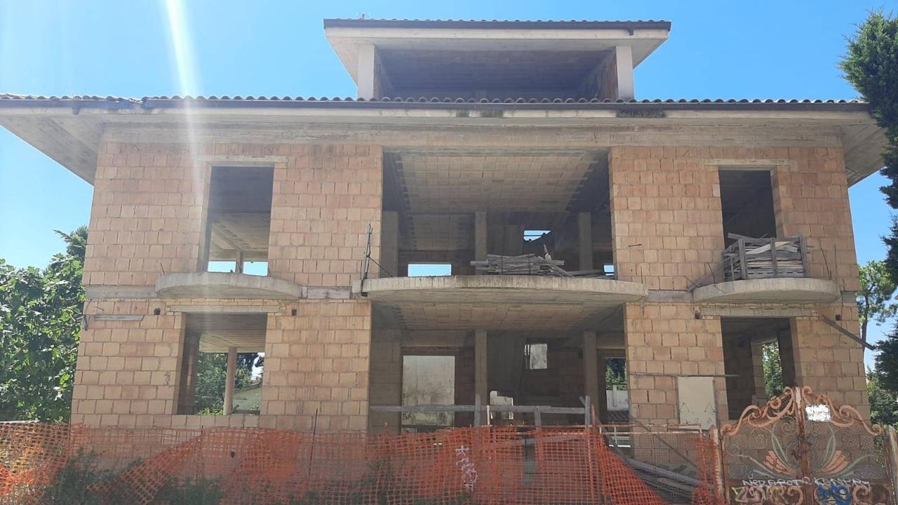Casa indipendente in vendita a Mosciano Sant'Angelo