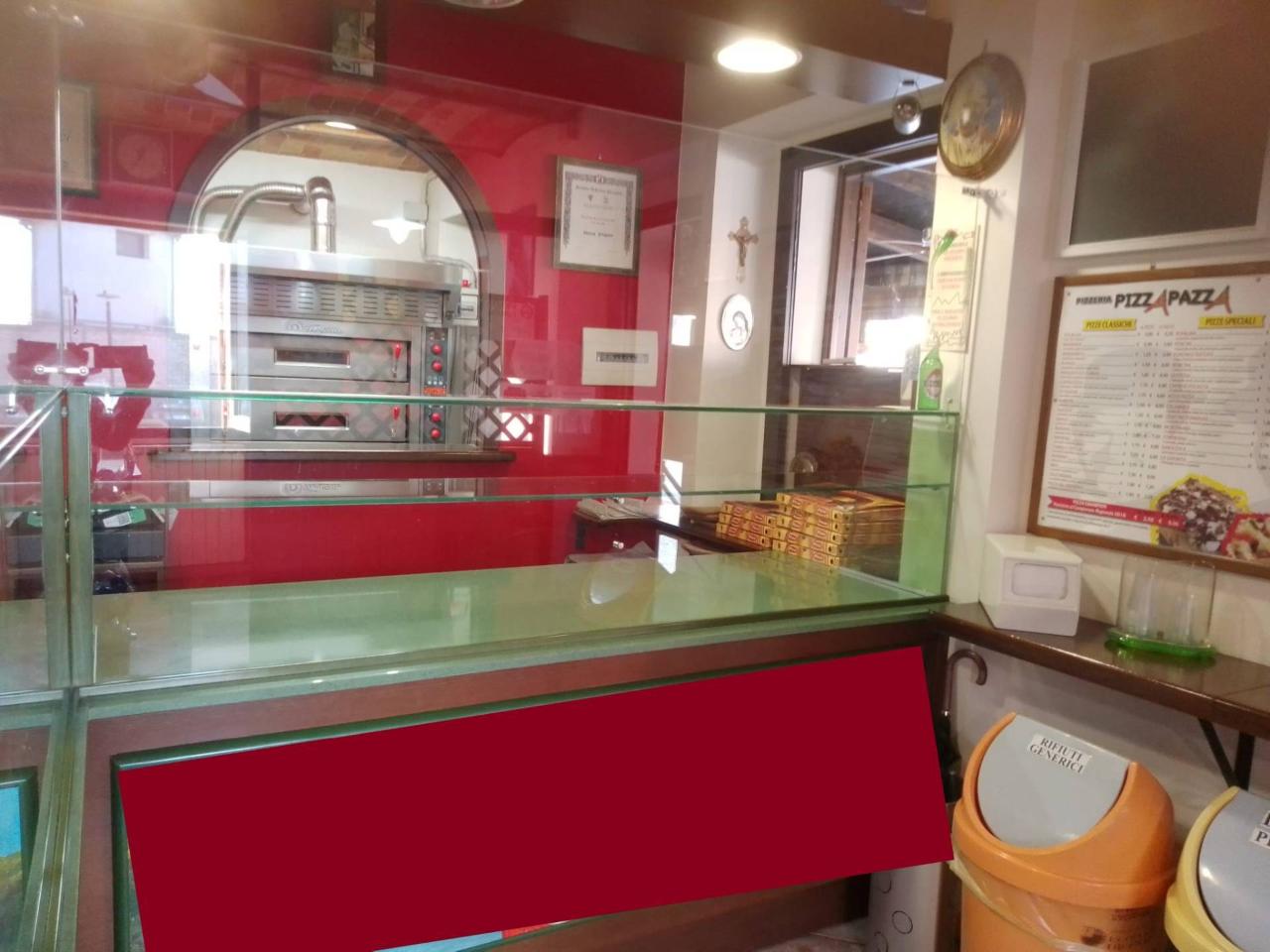 Esercizio commerciale in vendita a Mosciano Sant'Angelo