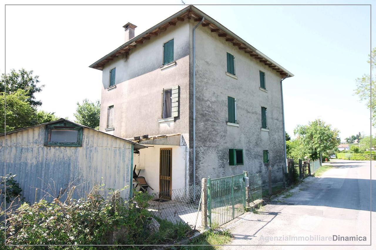 Casa indipendente in vendita a Conegliano