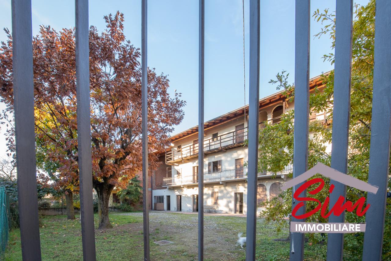 Rustico in vendita a Bellinzago Novarese