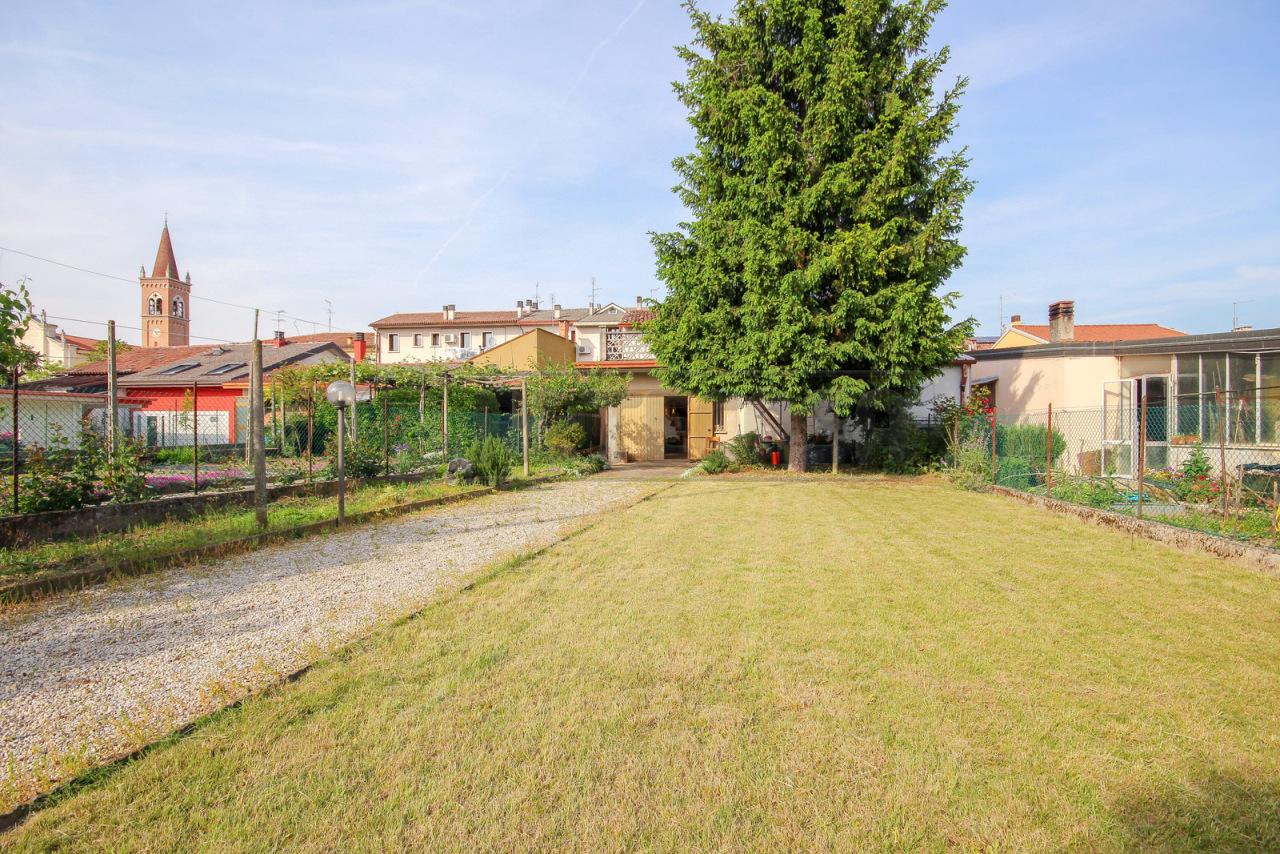 Casa indipendente in vendita a Torri Di Quartesolo