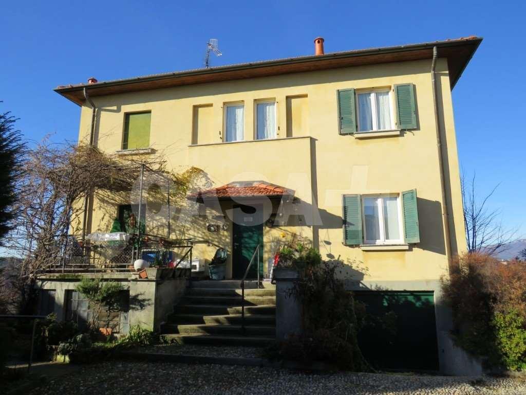 Villa unifamiliare in vendita a Vedano Olona