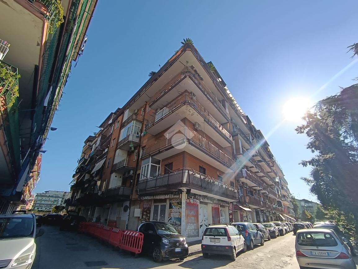 Appartamento in vendita a Napoli