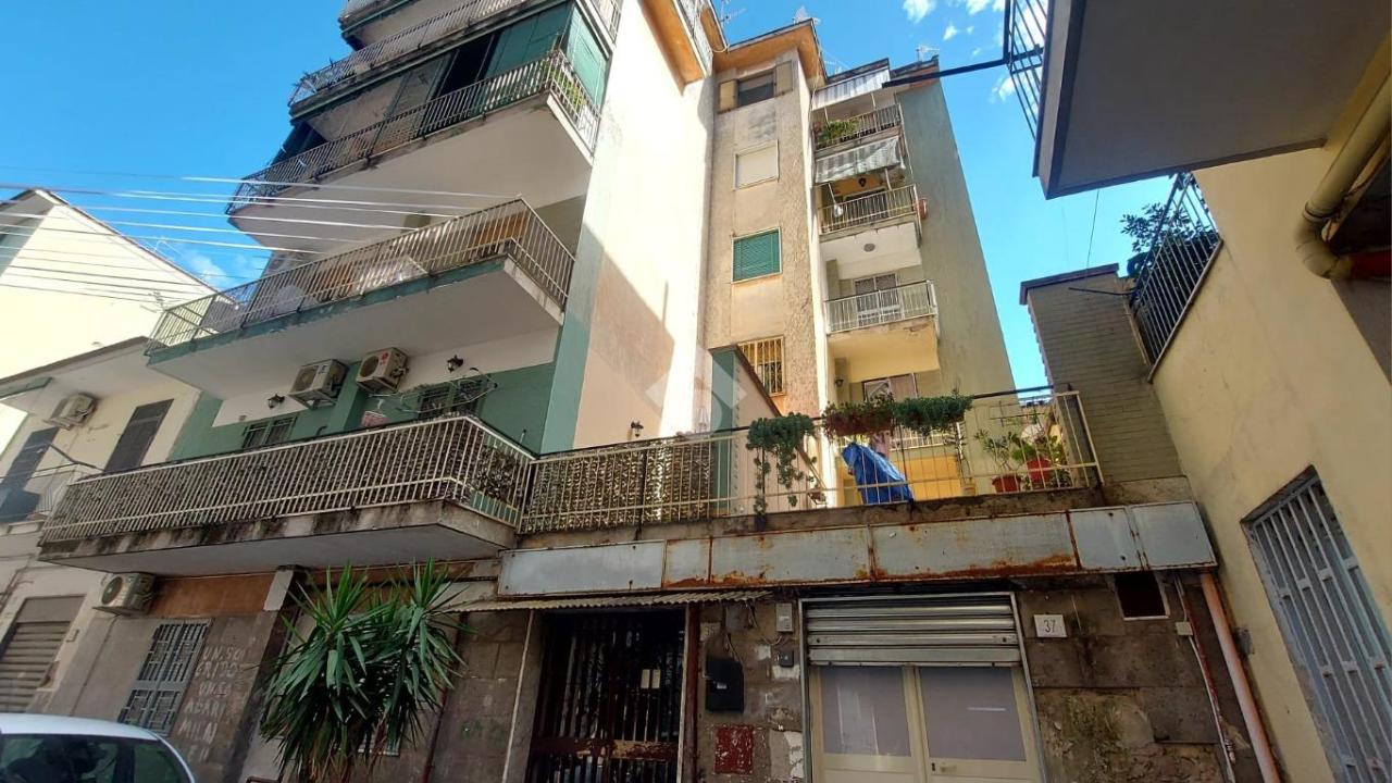 Box in vendita a Napoli