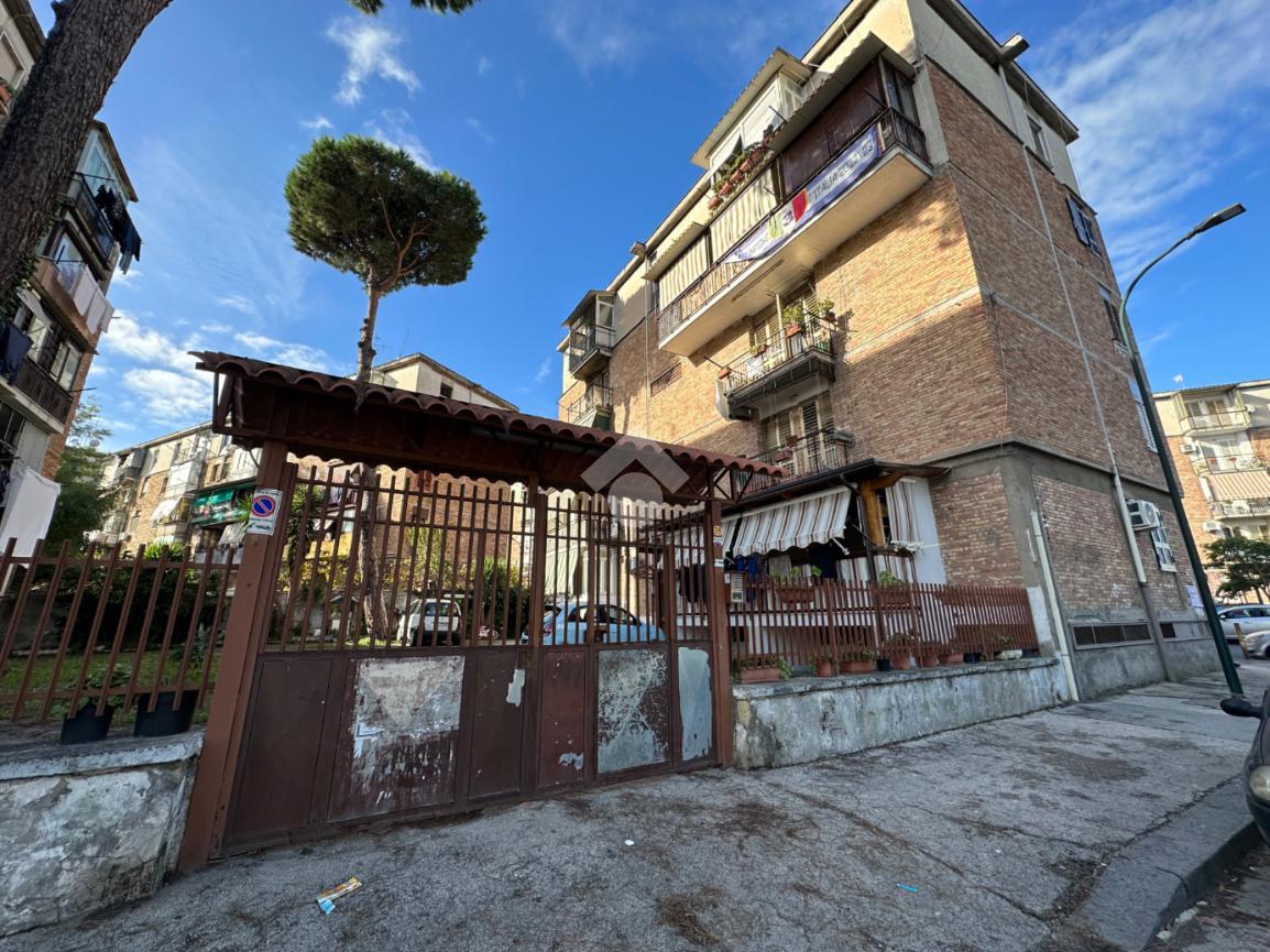Appartamento in vendita a Napoli