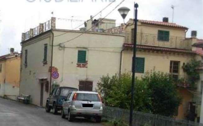 Appartamento in vendita a Crespina Lorenzana