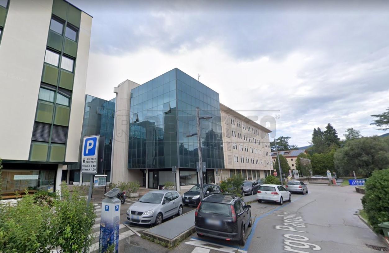 Ufficio in vendita a Bassano Del Grappa