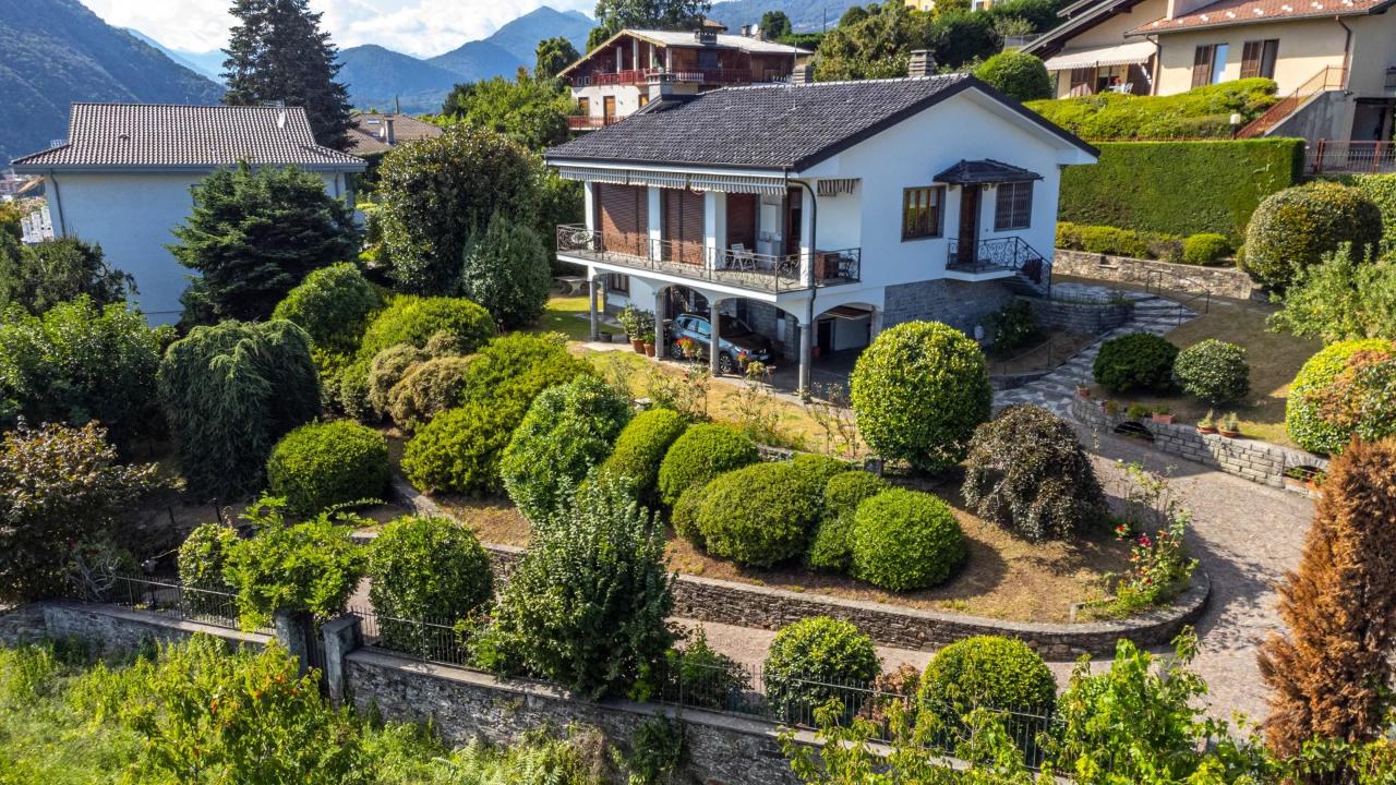 Villa in vendita a Verbania
