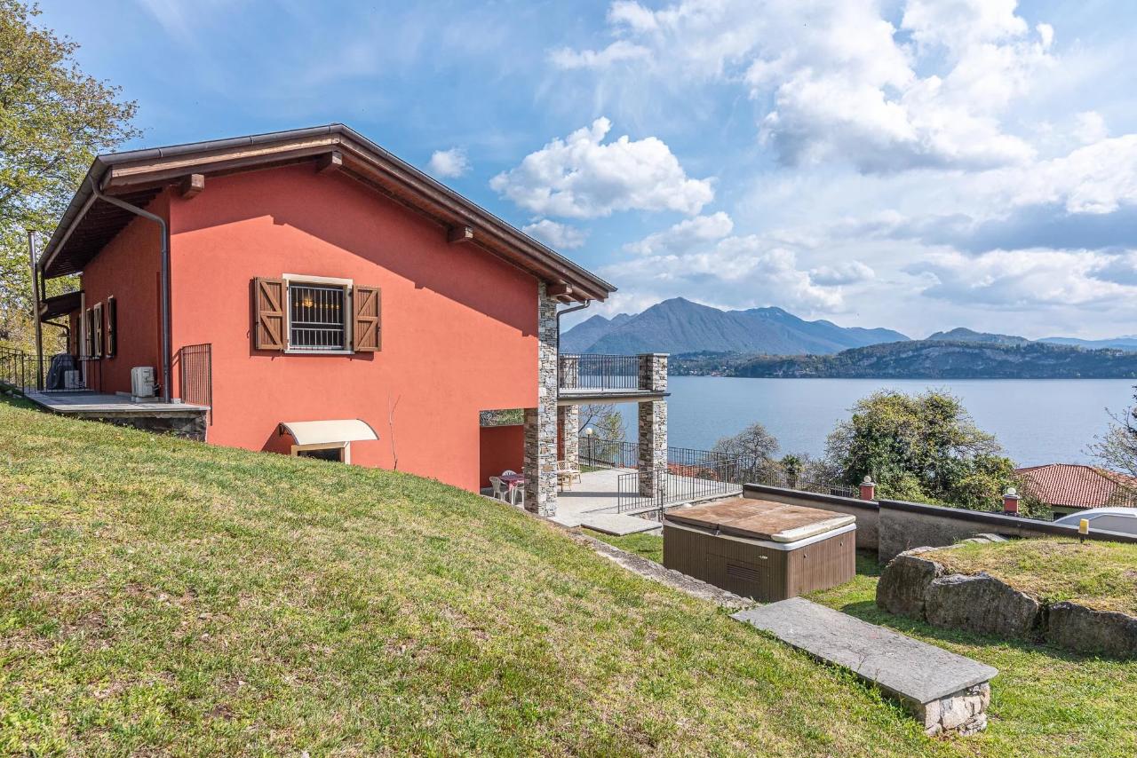Appartamento in vendita a Stresa