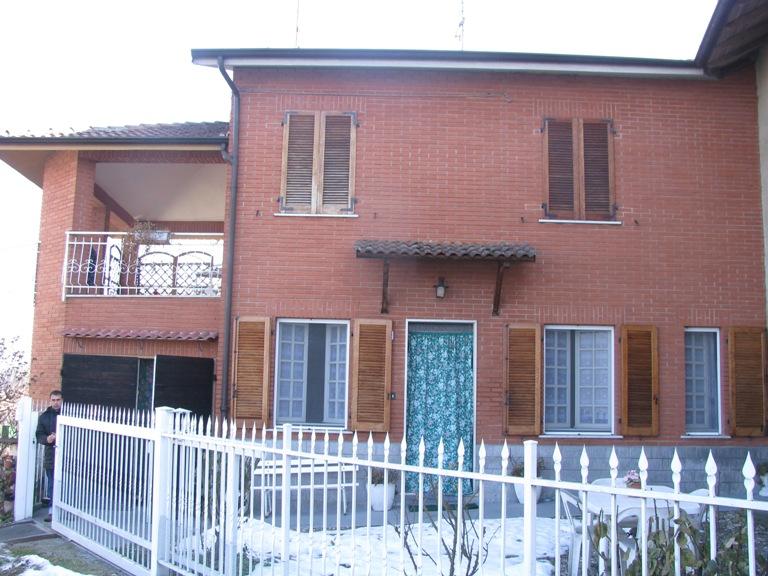 Villa a schiera in vendita a Codevilla