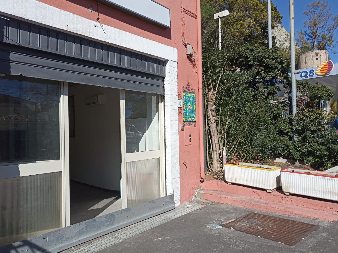 Box in vendita a Taormina