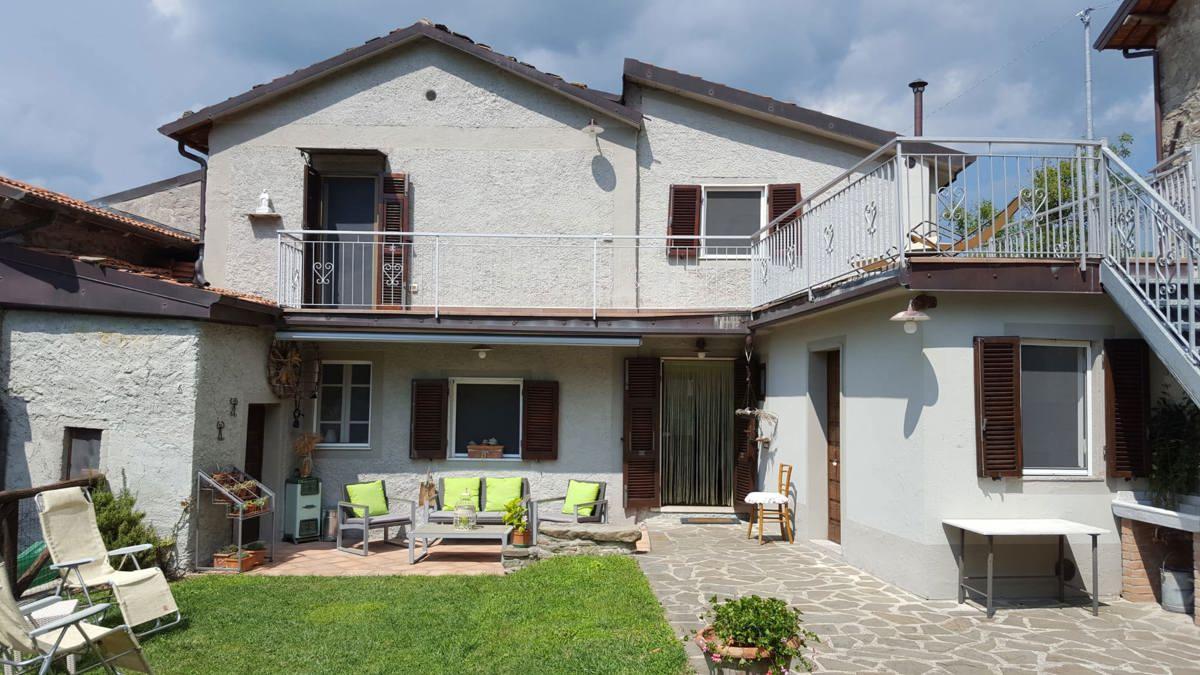 Casa indipendente in vendita a Piazza Al Serchio
