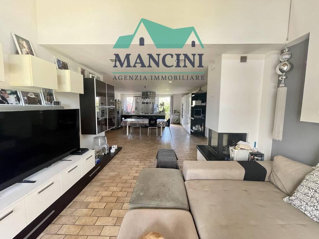 Casa indipendente in vendita a Jesi