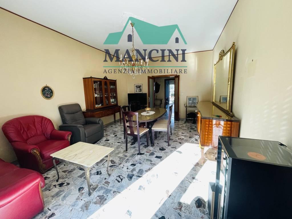 Appartamento in vendita a Jesi