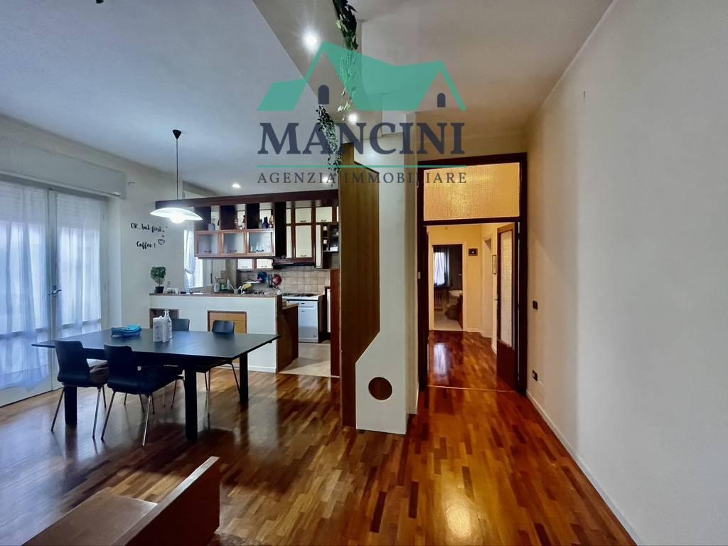 Appartamento in affitto a Jesi