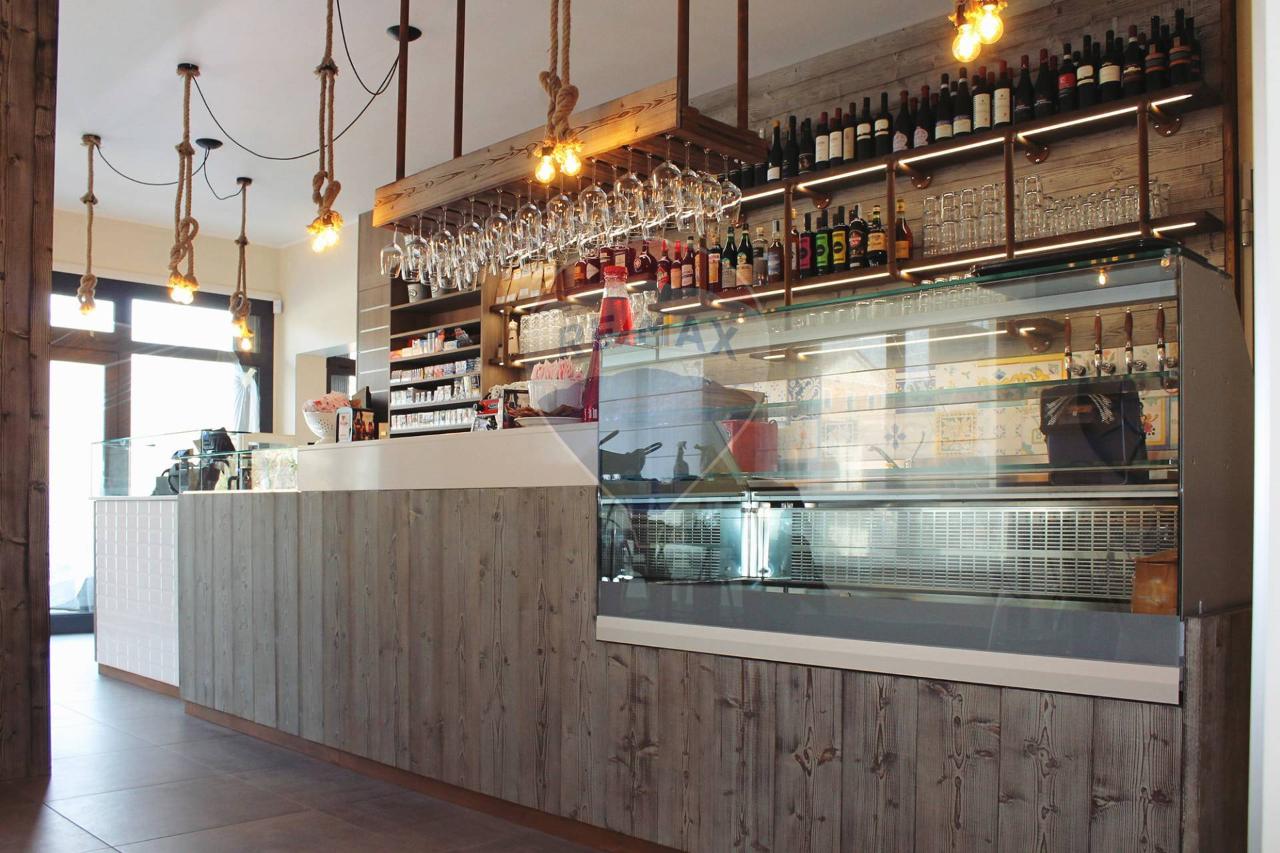 Negozio in vendita a Montegrotto Terme