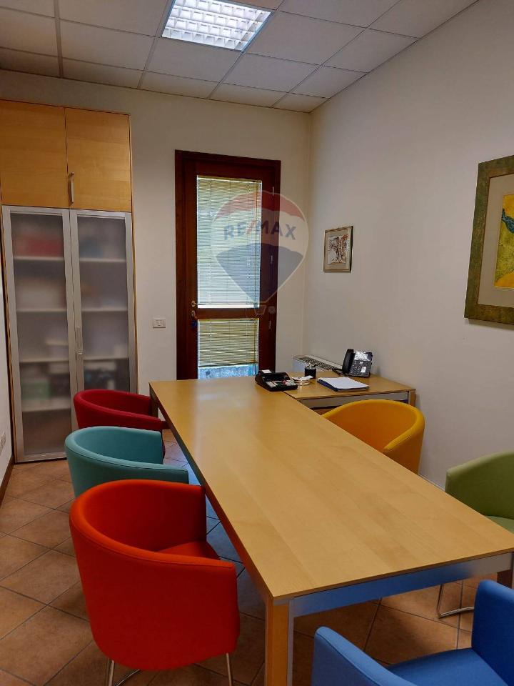 Ufficio in affitto a Teolo