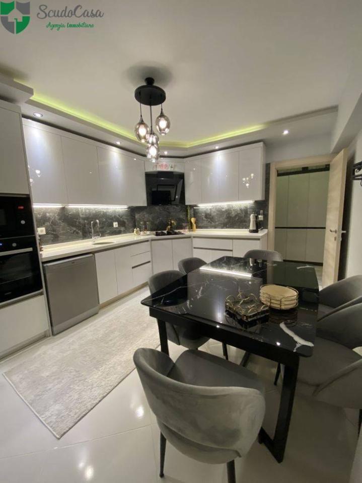 Appartamento in vendita a Firenze