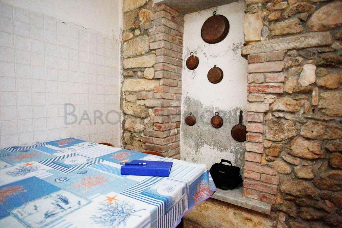 Appartamento in vendita a Carrara