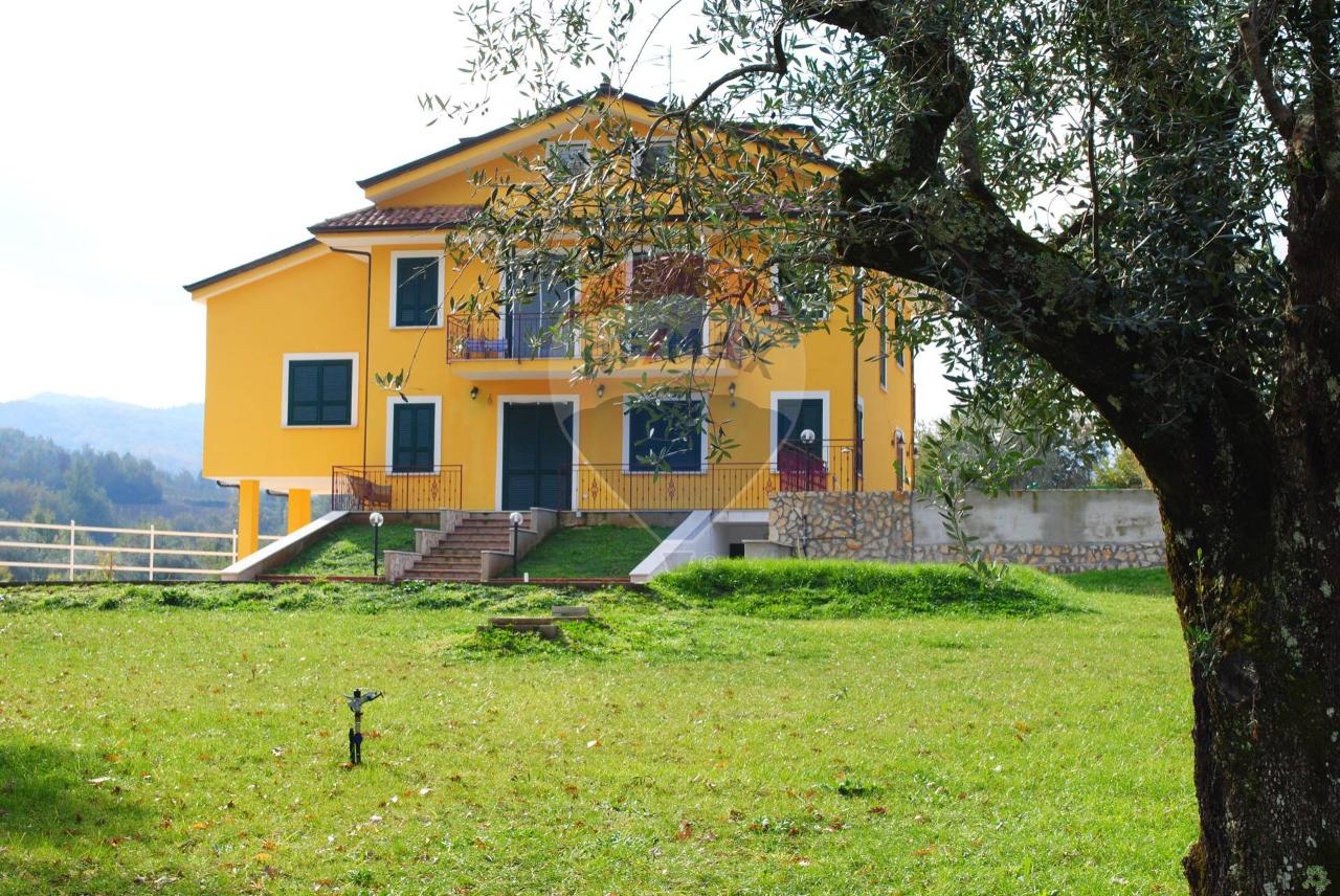 Casa indipendente in vendita a Conca Della Campania