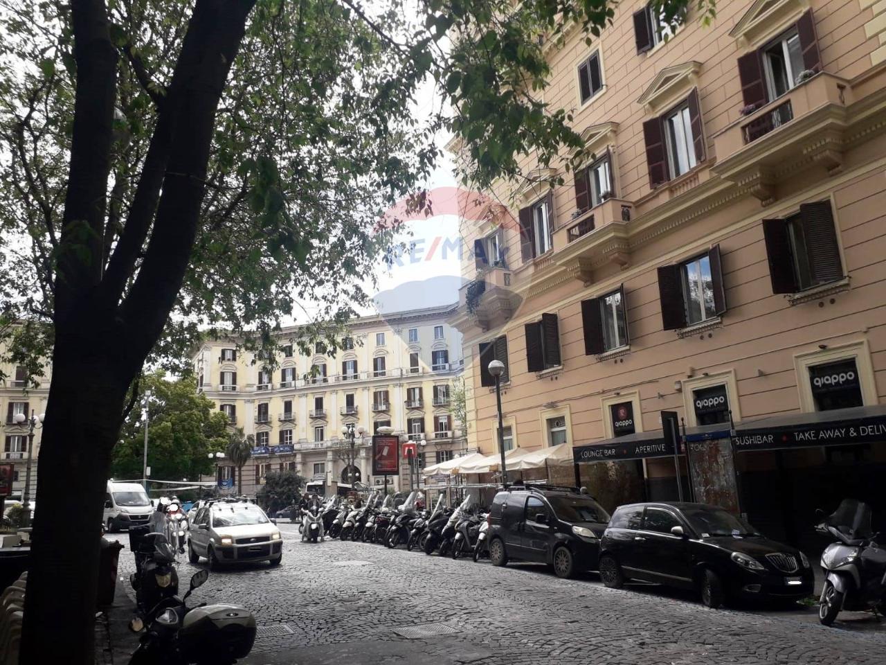 Negozio in vendita a Napoli