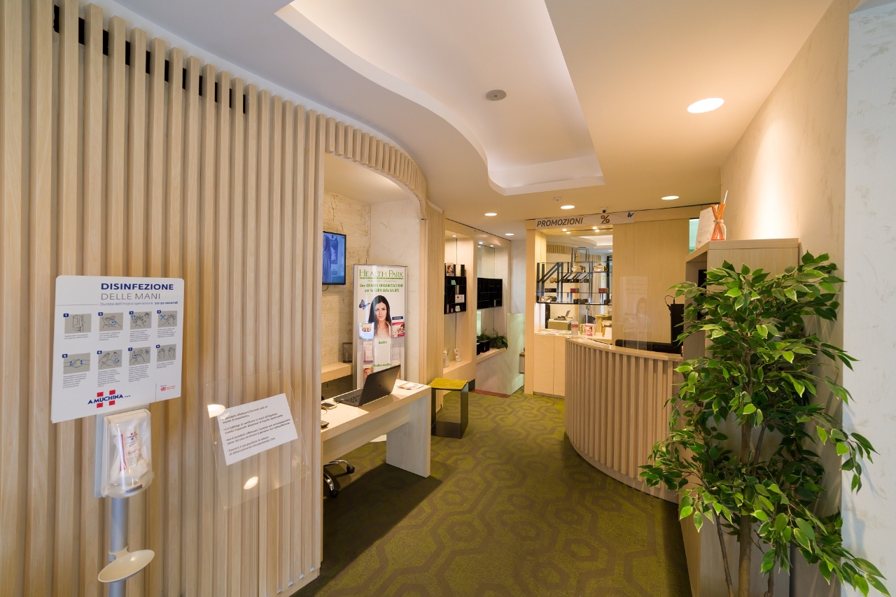 Negozio in affitto a Napoli