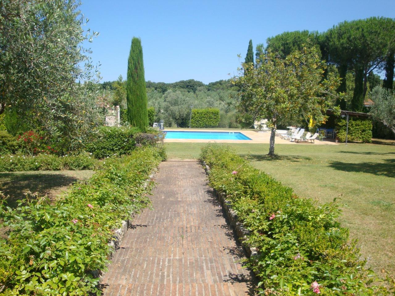 Villa in vendita a Cecina