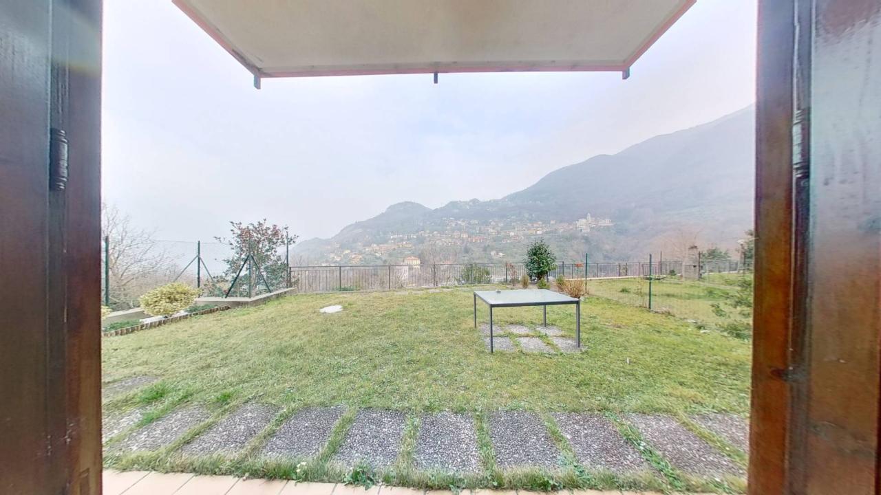 Appartamento in affitto a Perledo