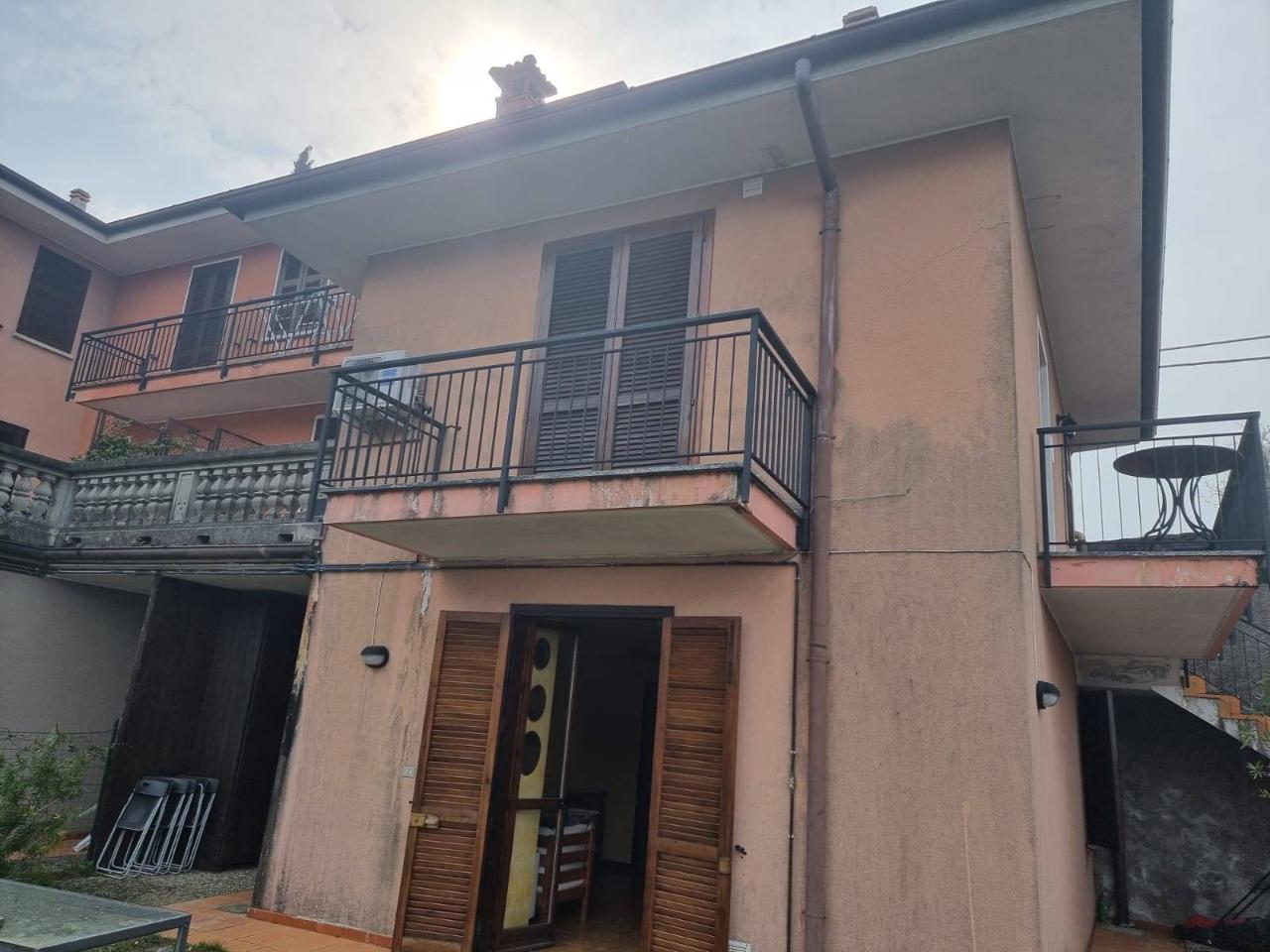 Appartamento in affitto a Perledo