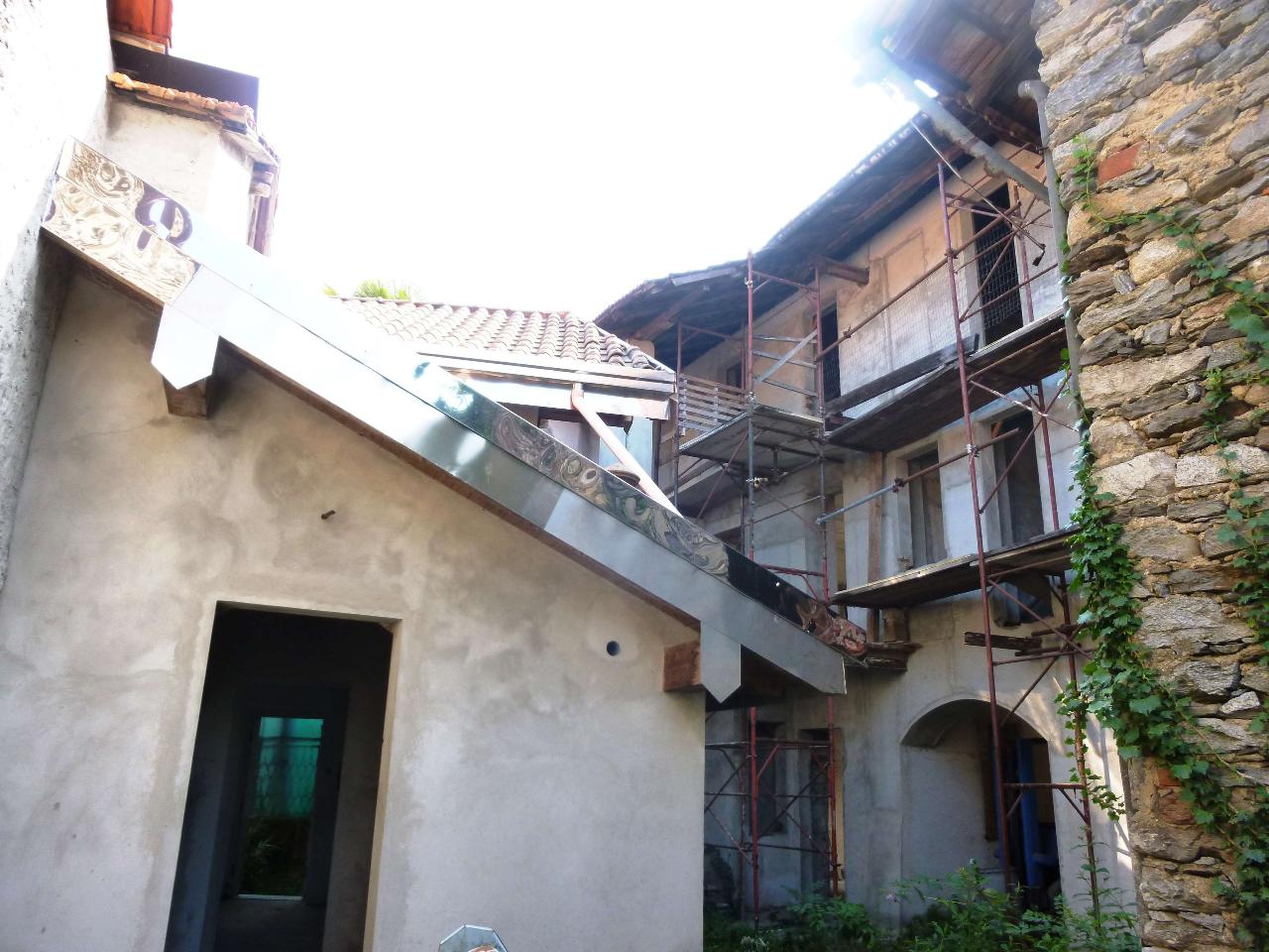 Casa indipendente in vendita a Brovello Carpugnino