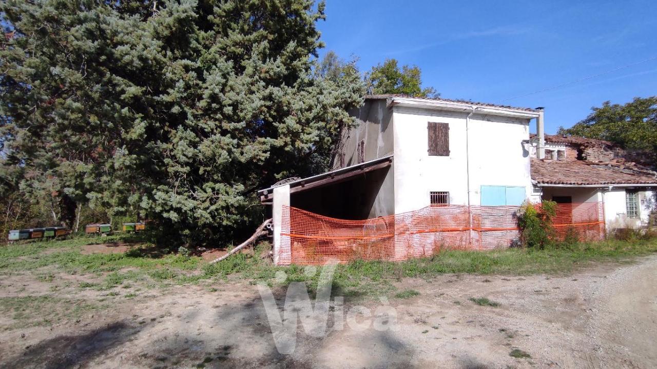 Casa indipendente in vendita a Cesena