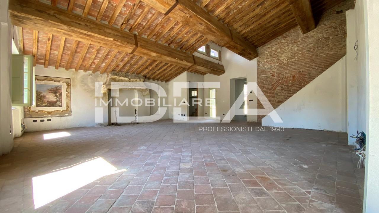 Appartamento in vendita a Lucca