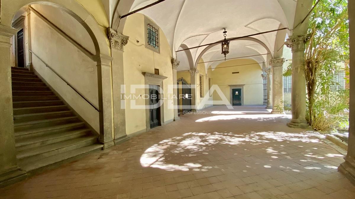 Appartamento in vendita a Lucca