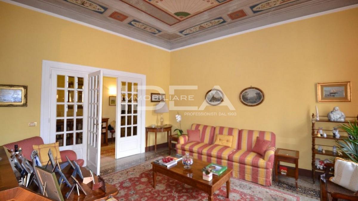 Appartamento in vendita a Lucca