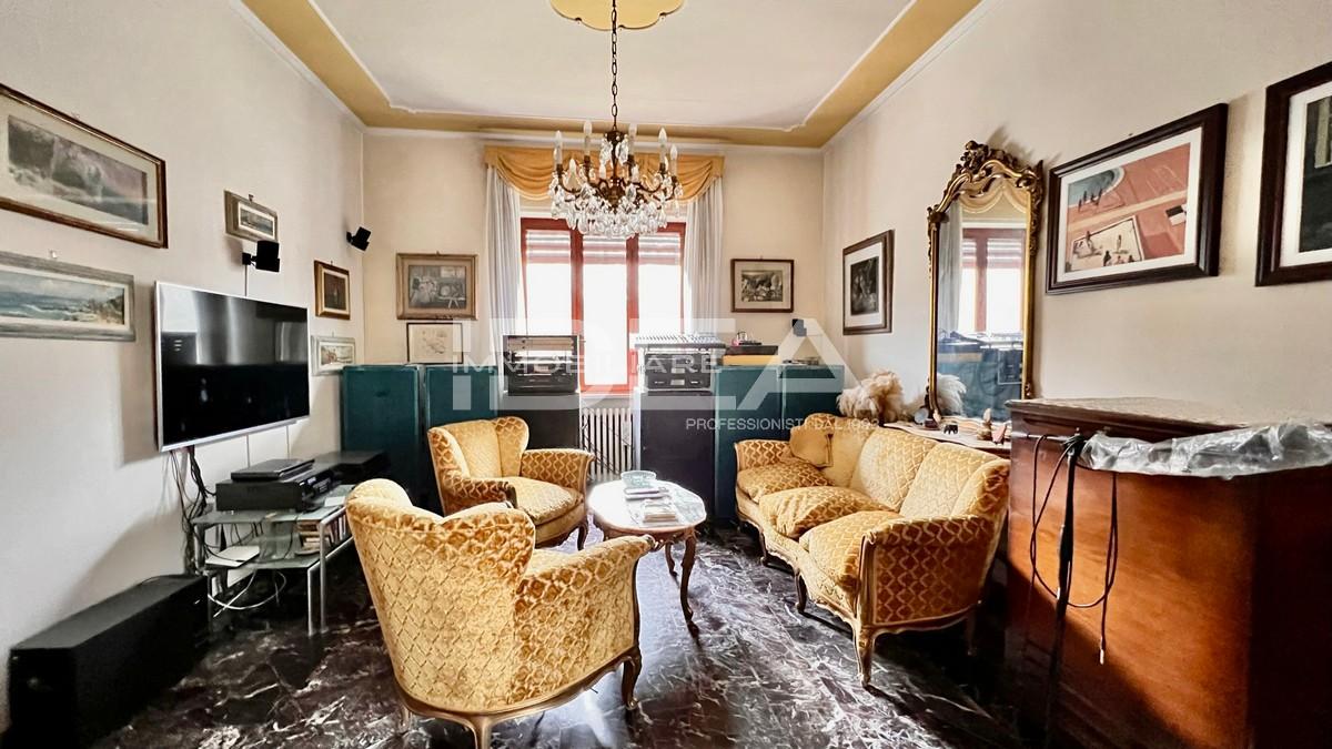 Villa in vendita a Lucca