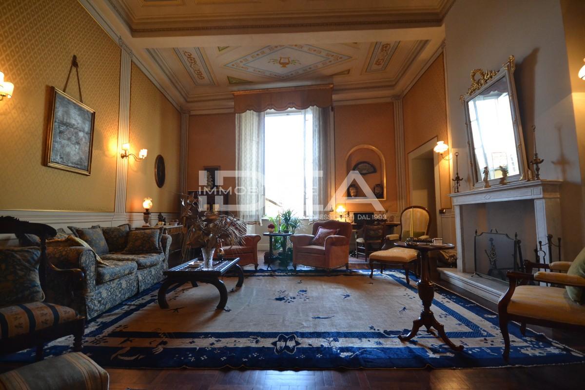 Appartamento in vendita a Lucca