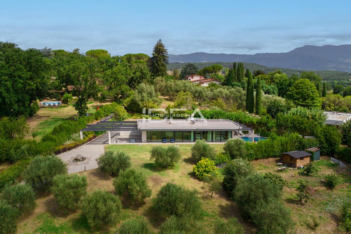 Villa in vendita a Lucca