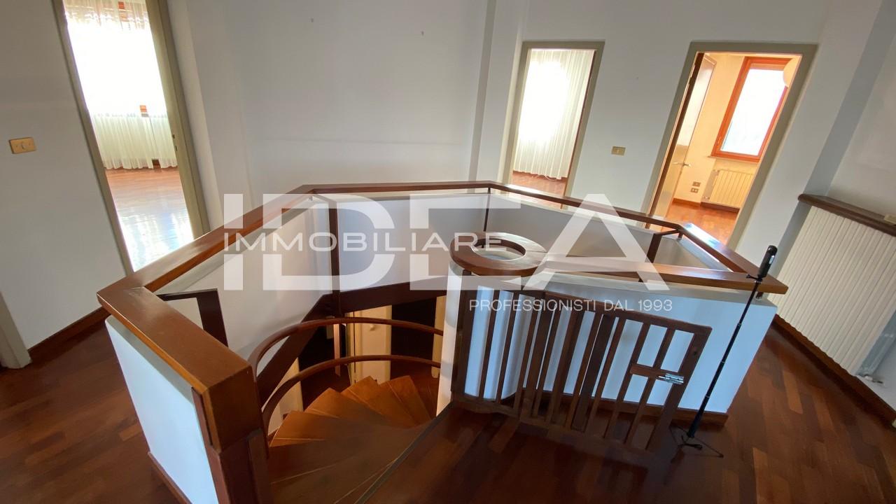 Villa in vendita a Lucca