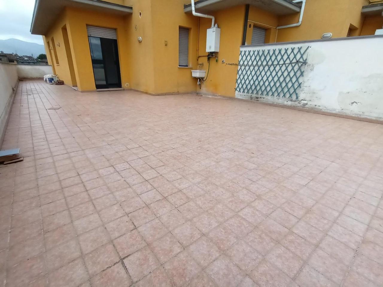 Appartamento in vendita a Lucca