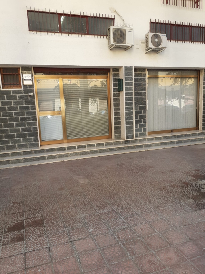 Ufficio in vendita/affitto a Trani