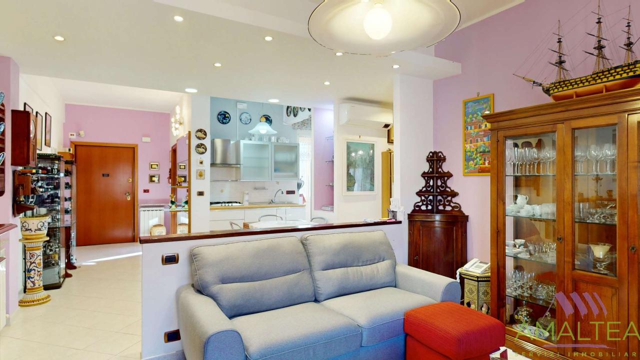 Appartamento in vendita a Vado Ligure