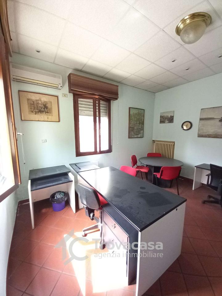 Ufficio in affitto a Modena